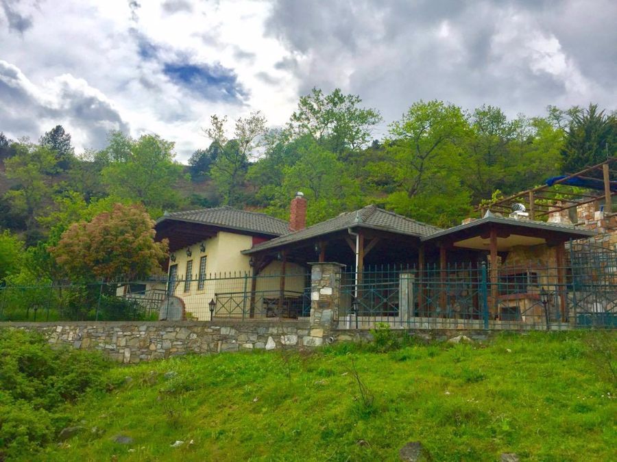 ΠΩΛΕΙΤΑΙ ΠΕΤΡΙΝΟ ΣΠΙΤΙ ΣΤΟΝ ΟΛΥΜΠΟ PRODAJE SE KAMENA KUĆA NA OLIMPU