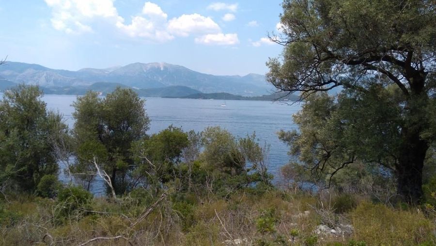 Πώληση, Αγροτεμάχιο, 18000τ.μ. Ν. Λευκάδας, Μεγανήσι | 7832557 | Spitogatos