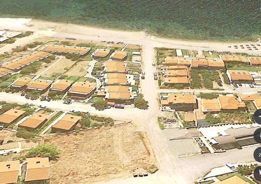Νικητη, οικοπεδο 1280μ2, 100μ από τη θαλασσα,καταλληλο για τουριστ. αναπτ