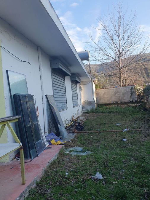 Dyqan në shitje, 375m², 52.000€ - Lapardha | Indomio.al