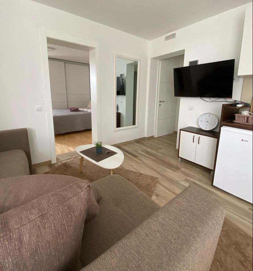 Apartment for rent, 45sqm, 300€ - Krusevac | Indomio.rs