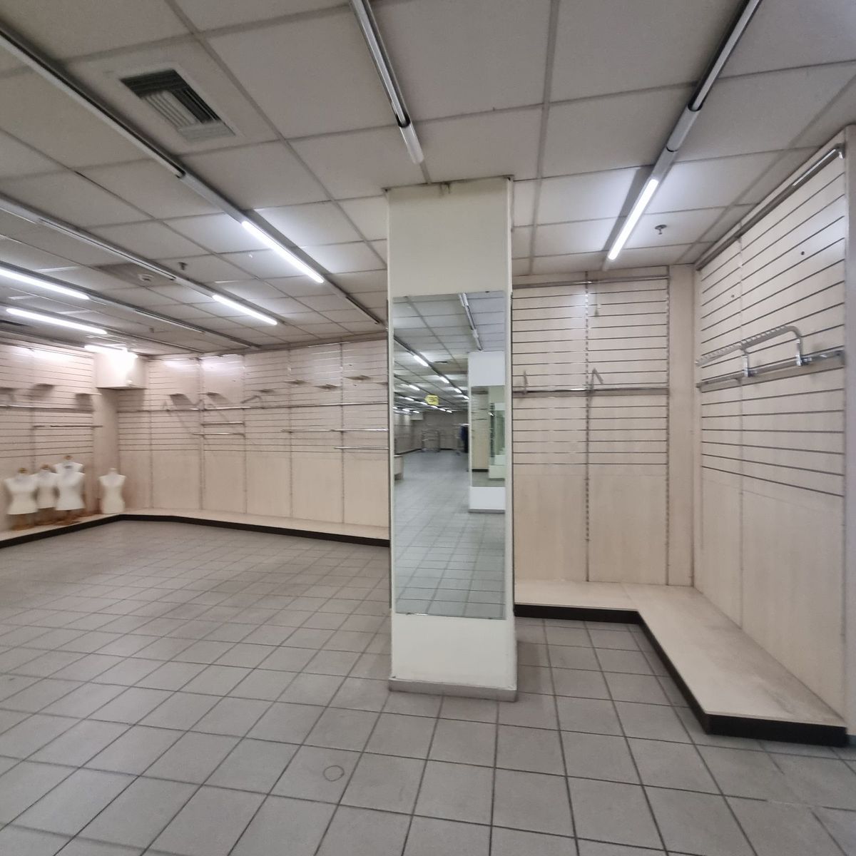 Κτίριο επαγγελματικών χώρων για ενοικίαση Κολοκυνθούς (Κολωνός ...
